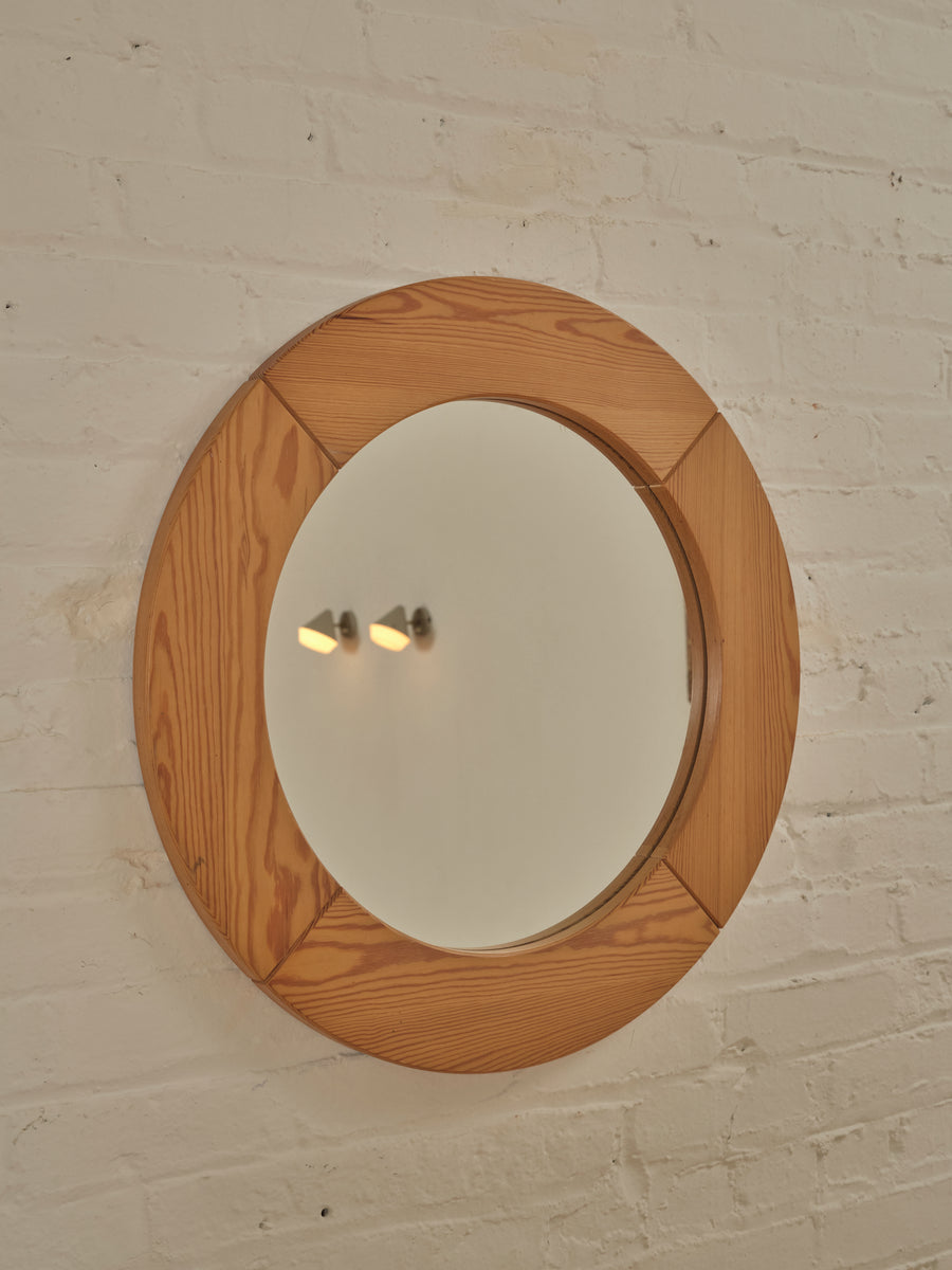 SWEDISH ROUND PINE MIRROR BY GLASMASTER MARKARYD – Somerset House