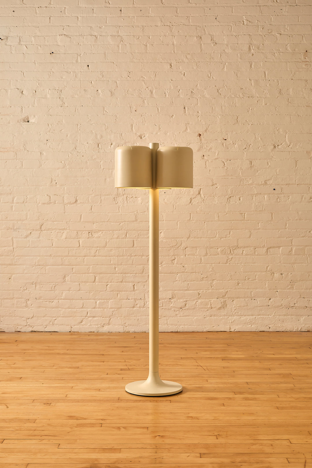 NEAL SMALL FOR NESSEN FLOOR LAMP – Somerset House