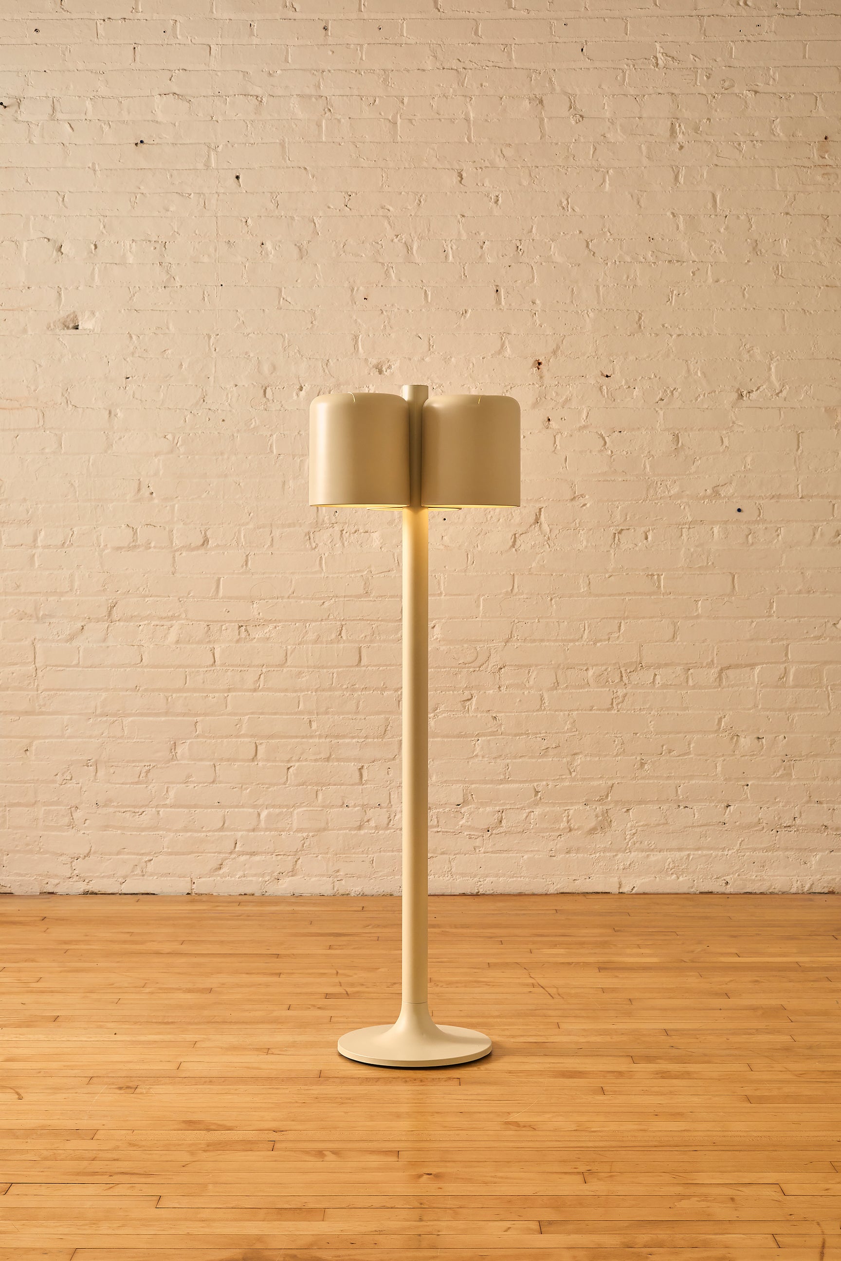 NEAL SMALL FOR NESSEN FLOOR LAMP – Somerset House